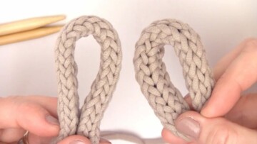 Spool Knitting I-Cords on a Loom - Studio Knit