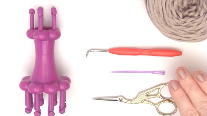 Spool Knitting I-Cords on a Loom | Studio Knit