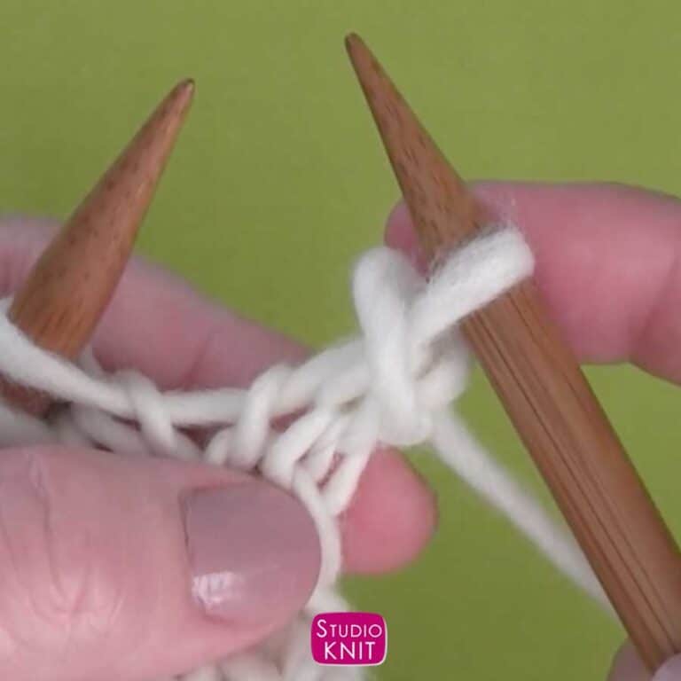 How to Cast Off Knitting Stitches in 5 Steps - Studio Knit