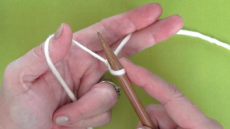 Long Tail Cast On Knitting Stitches - Studio Knit