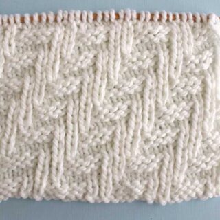 Diagonal Chevron Zigzag Stitch Knitting Pattern for Beginners | Studio Knit