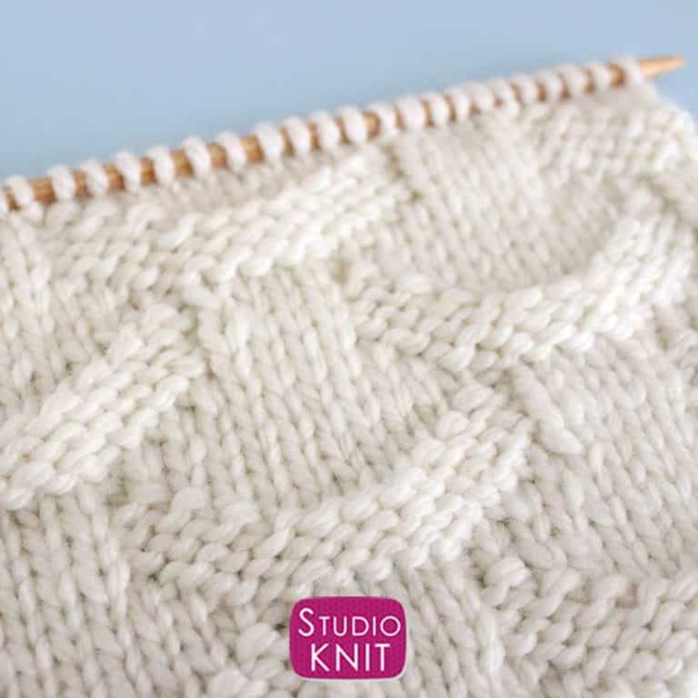 Basket Loop Stitch Knitting Pattern for Beginners - Studio Knit