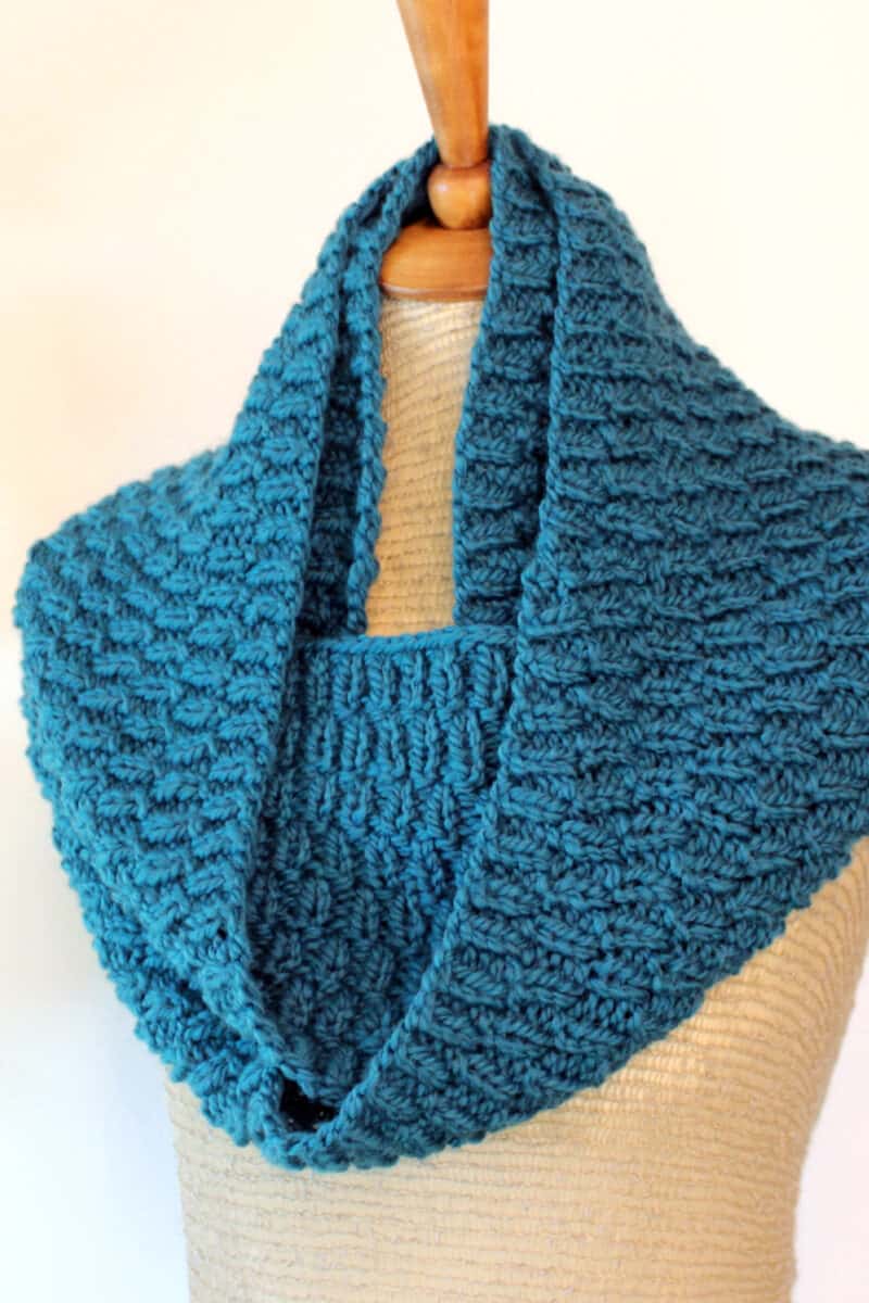 Long Raindrops Infinity Scarf Knitting Pattern - Studio Knit