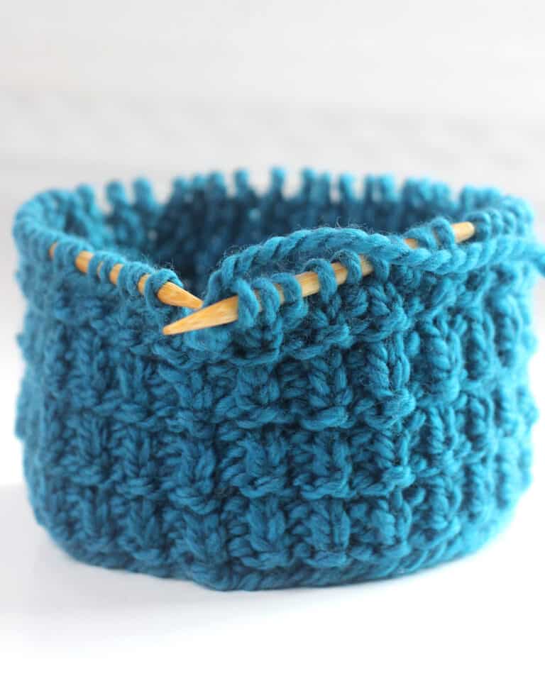 Hurdle Stitch Knitting Pattern for Beginners - Studio Knit