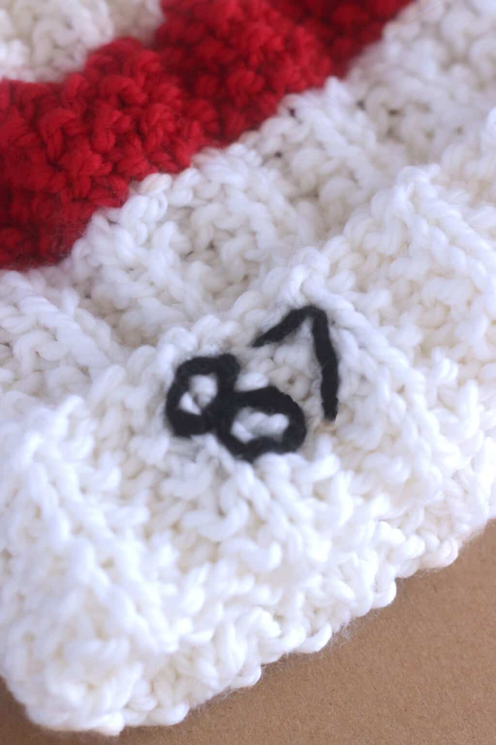 Taylor Swift's 87 Beanie Knitting Pattern - Studio Knit