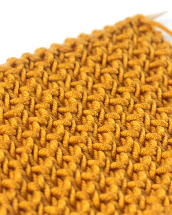 Bee Stitch Brioche Knitting Pattern - Studio Knit